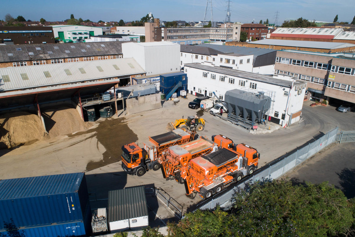 About us - Rapid ReadyMix - Concrete mix suppliers in London and South ...